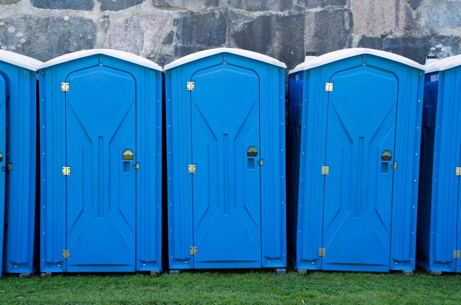 Portable Toilet Hire in Sydney & Melbourne: A Guide for Events and Parties